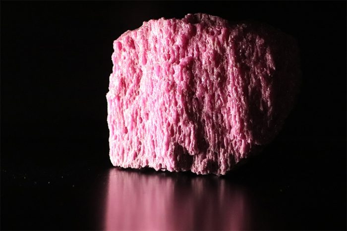 Pink & Ruby Fused Aluminum Oxide | Abrasive Products | GNPGraystar ...